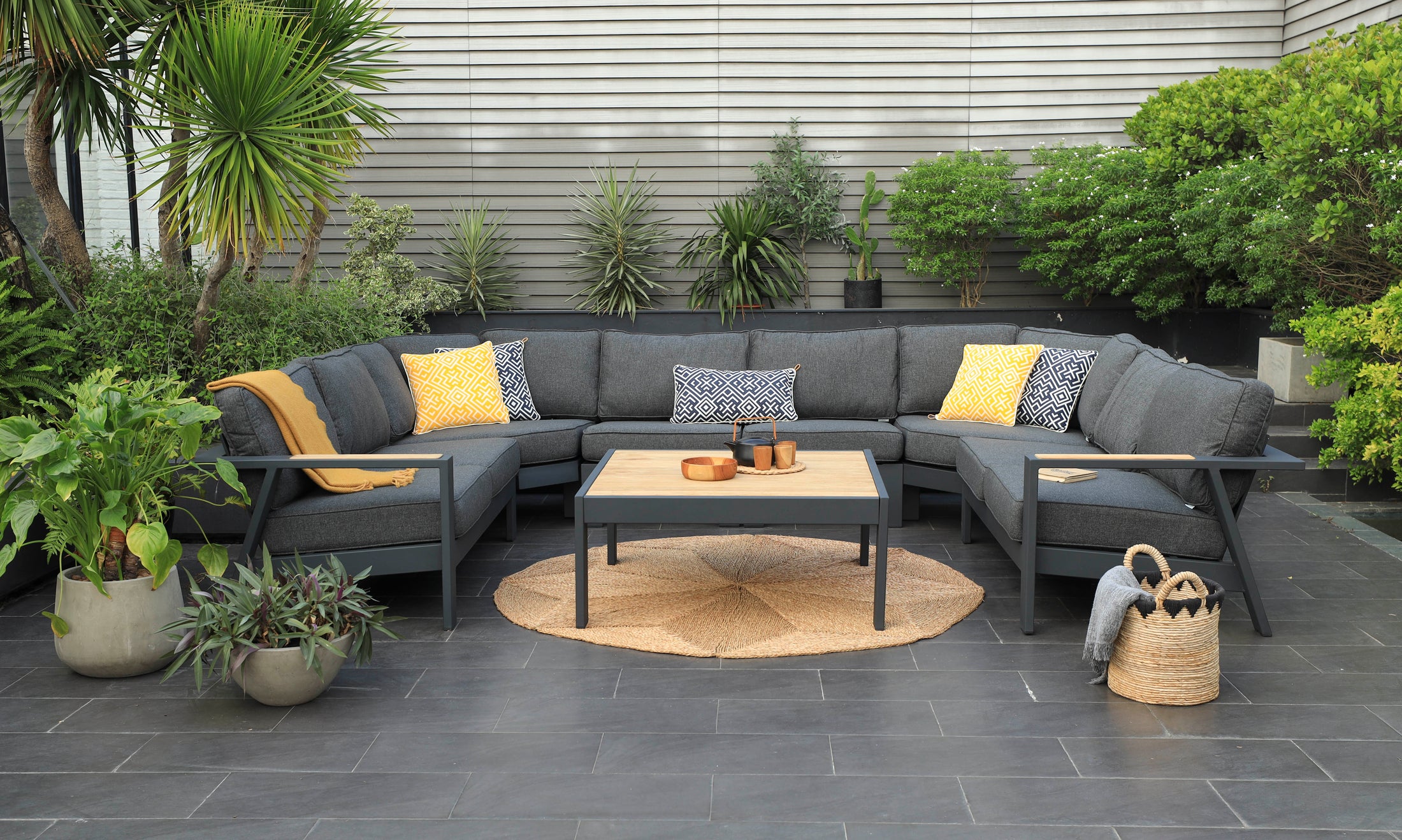 Terrazza Outdoor Living